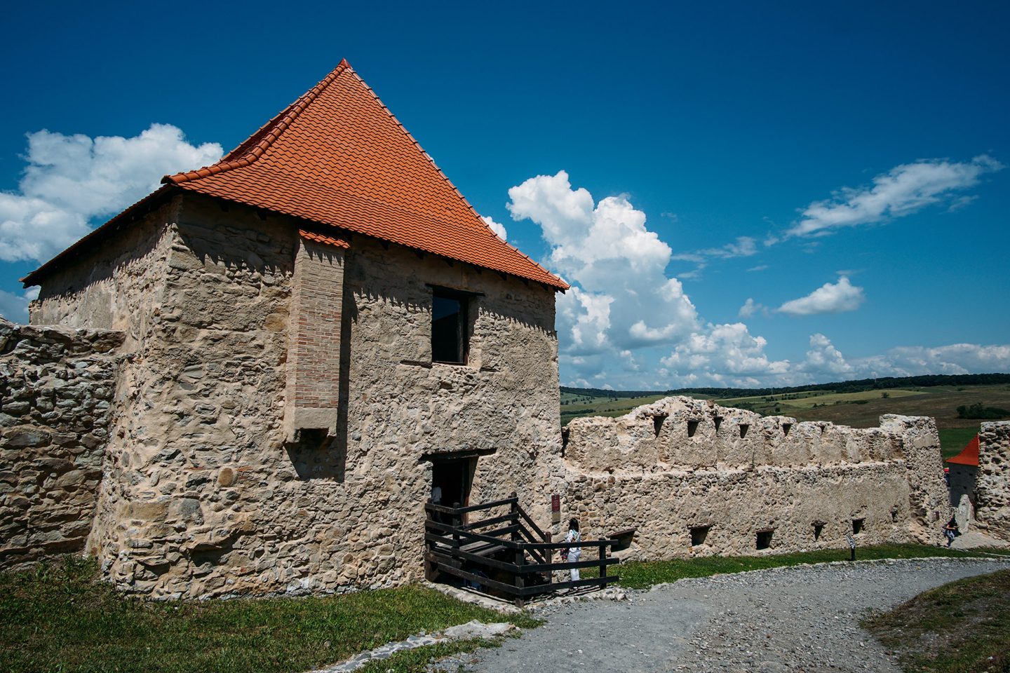 Călător în Transilvania: sate săsești, biserici fortificate și cetăți ...